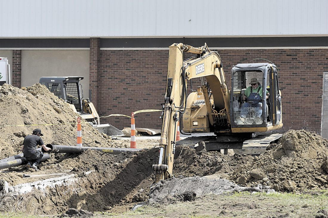 Work continues on former Blockbuster building | News, Sports, Jobs ...